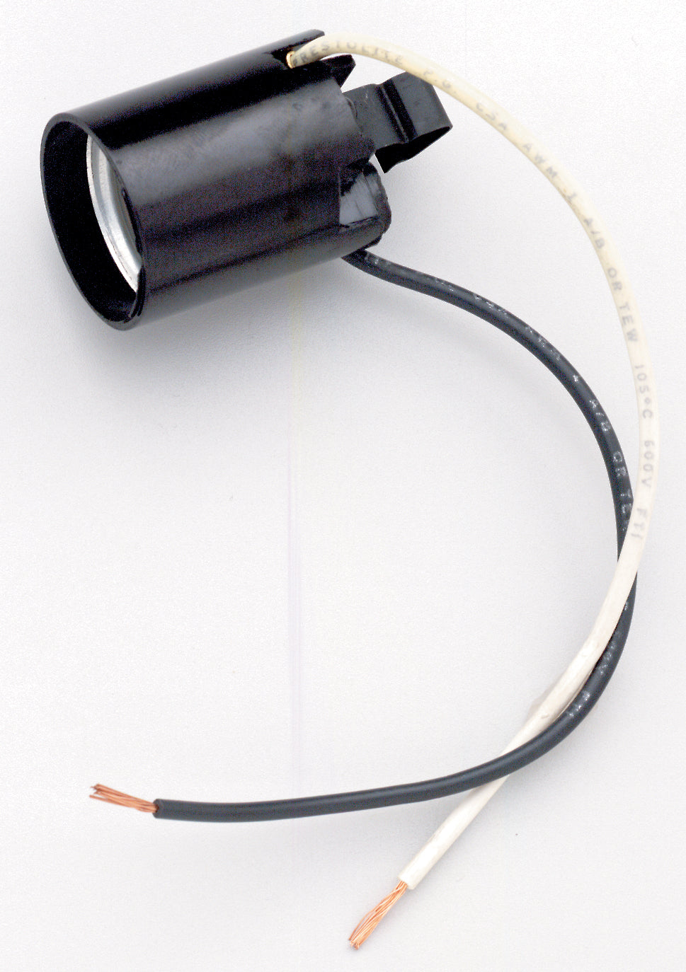 SATCO/NUVO S70-556 Keyless Snap-In Medium Base Socket — Lighting Supply